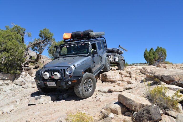 Off-Road Safety for Families : Top Tips for Safe Adventures - Freak Safari